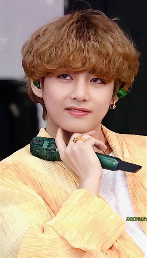 Pingl Par Caitlyn Justice Sur Bts Kim Taehyung