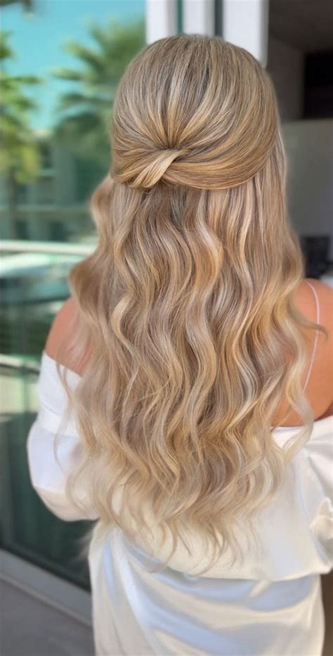 Chic And Versatile Hairstyles For The Fashion Forward Bride Simple