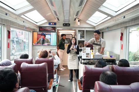 Laris Manis Kereta Wisata Layani 4 896 Penumpang Saat Libur Natal