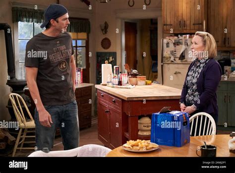 The Ranch From Left Ashton Kutcher Debra Jo Rupp Down This Road Season 3 Ep 319 Aired