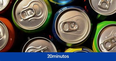 Por qué no deberías aplastar las latas cuando las tiras a la basura