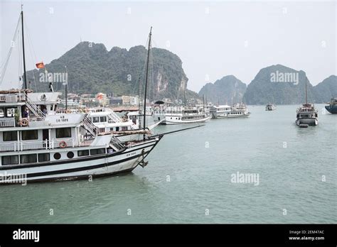 Views Of Halong Bay In North Vietnam From A Series Of Travel Photos
