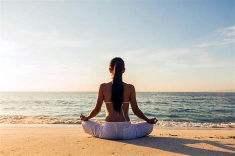 3 paraísos para meditar a la orilla del mar