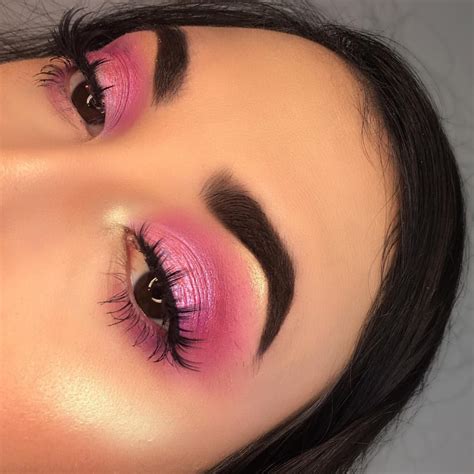 Bright Pink Eye Makeup Colorful Eye Makeup Creative Eye Makeup Pink