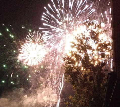 13 et 14 juillet Où et quand voir les feux d artifice à Grenoble et