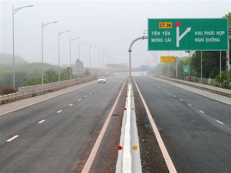 Khám phá tuyến cao tốc Vân Đồn Móng Cái có hệ thống chiếu sáng hiện