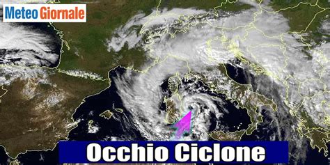 Meteo Locchio Del Ciclone Fa Impressione Sembra Un Mini Uragano