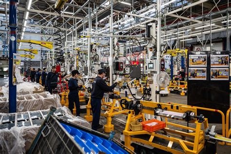 Pil Italia crescita più moderata nel secondo trimestre