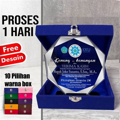 PLAKAT AKRILIK CUSTOM WISUDA SEMINAR KENANGAN MAGANG KKN PENGHARGAAN