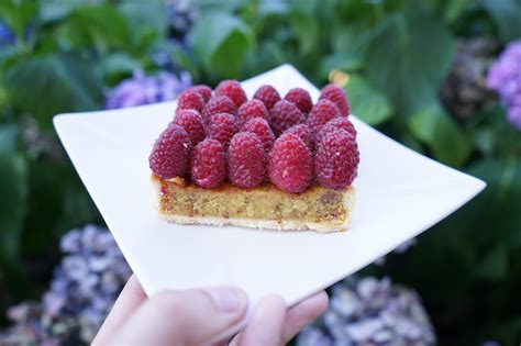 The Cook Time Tarte aux framboises à la crème d amandes