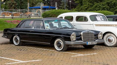 28 Most Iconic Mercedes Benz Cars Since 1880s