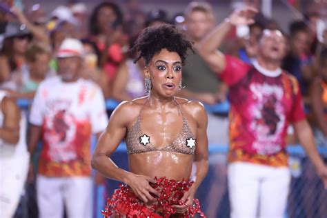 Dandara Mariana passa perrengue durante ensaio técnico do Salgueiro MH