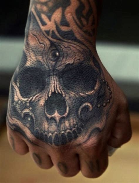 Skull Tattoo On Hand Tattoos 3d Irish Tattoos Nature Tattoos Skull