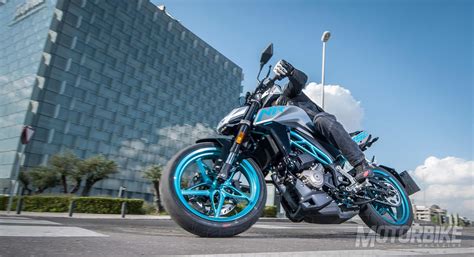 Prueba CFMoto 250 NK 2018 Inicio a la diversión Motorbike Magazine