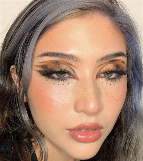 La Femme Dans Lart On Twitter Looks By Esantoinette Makeup