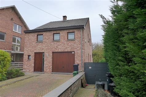JOLIE MAISON MODERNE 3 CHAMBRES GARAGE ET JARDIN A LOUER La Ruche