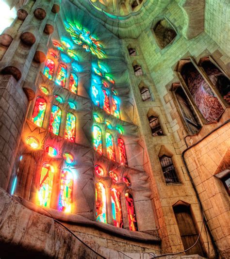 Solve La Sagrada Familia Jigsaw Puzzle Online With 110 Pieces