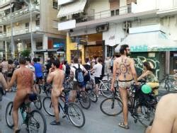 Thumbs Pro Naked In The Center Of Thessaloniki 12 7 2013 Https