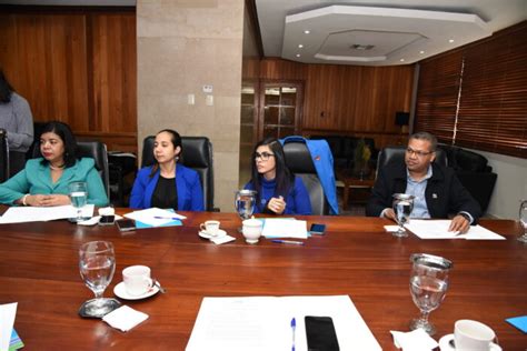 Nuestra presidenta ejecutiva Dra Luisa Ovando encabezó la primera