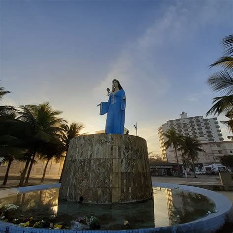 Estátua de Iemanjá em Praia grande SP Locais Solutudo