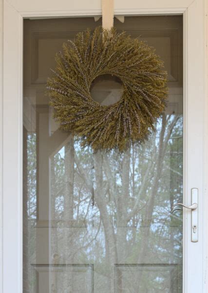 How To Hang A Wreath On A Glass Door Without A Nail