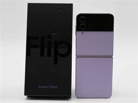 Samsung Galaxy Z Flip Review Flex Flip Or Flick This Unique