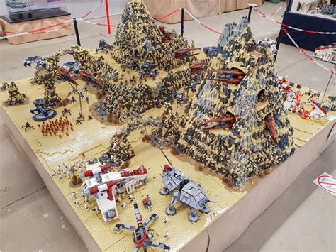 Second Battle On Geonosis Lego Star Wars Sets