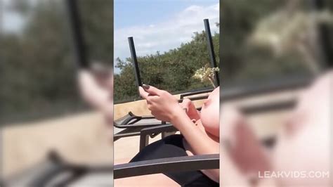 Selena Gomez Leaked Topless And Nude Sex Tape Watch Free