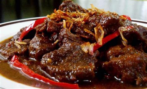 Cara Membuat Semur Daging Sapi Khas Betawi Riau24