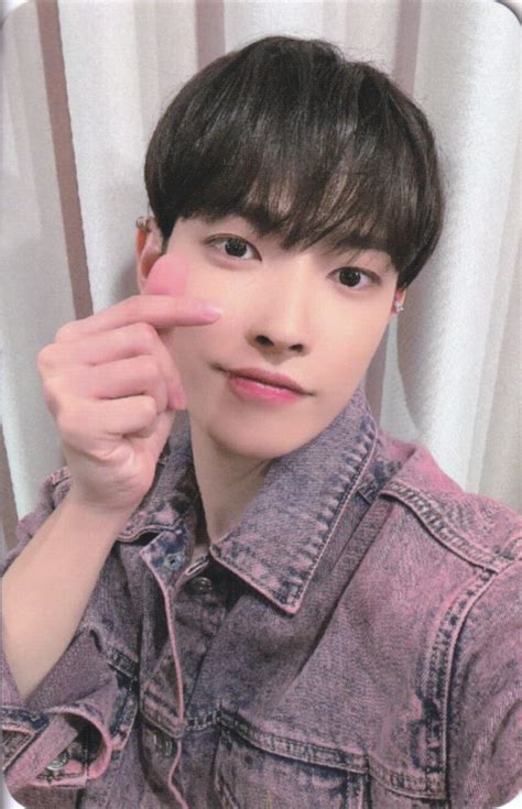 ATEEZ THE WORLD EP FIN WILL HONG JOONG Trading Card Rakidoro A ありある