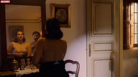 Beatriz Godinho Nude Pics Page