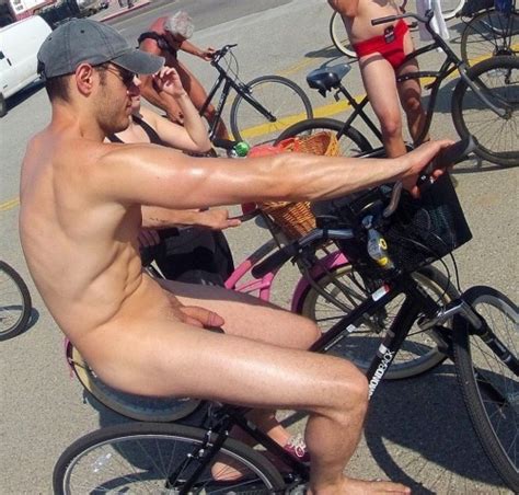 Outdoor Muscle Naked Bike Cyclist Spycamfromguys Hidden Cams Spying