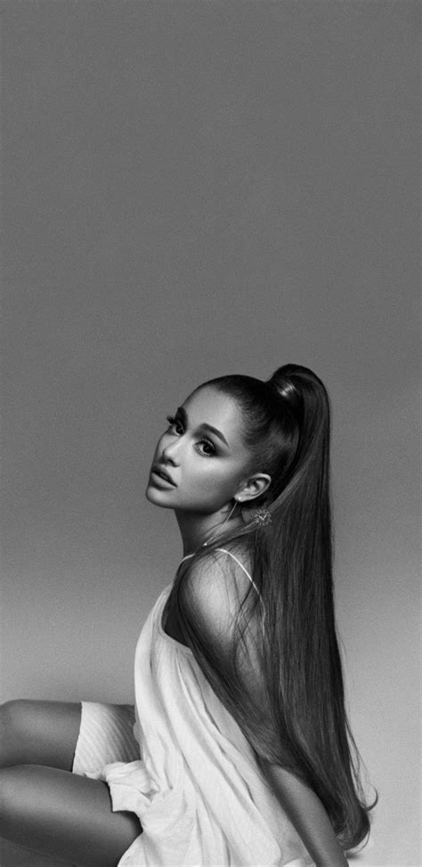 Aesthetic Ariana Grande Wallpapers Wallpaper Cave