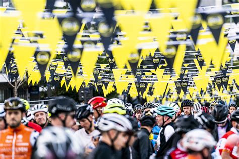 Des Champions Sur LEtape Du Tour De France Cyclo Cyclo Coach