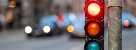Multa Sinal Vermelho Saiba A Lei Valores Para Frota E Mais