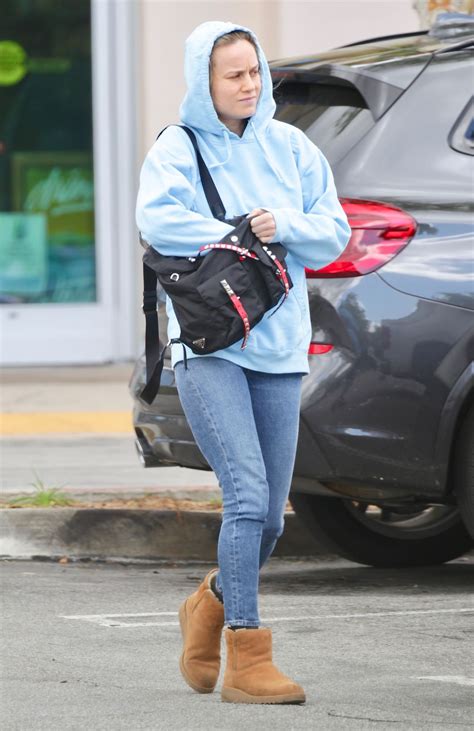 Brie Larson In Casual Outfit Los Angeles 03172020 • Celebmafia