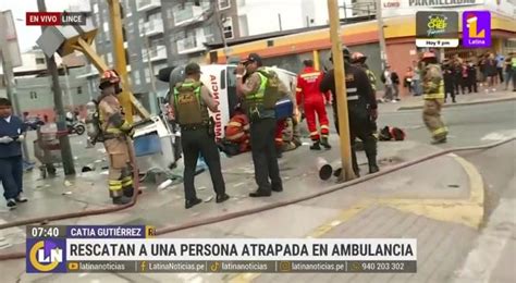 Choque Entre Bus Y Ambulancia Deja Un Herido De Gravedad Latina