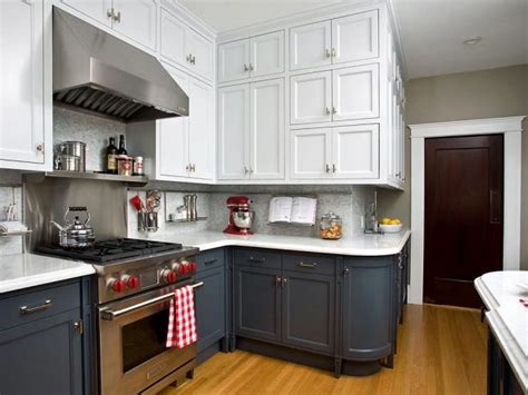 Get An Ultra Modern Look With Two Tone Kitchen Cabinets Simply