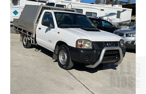 6 2009 Nissan Navara DX 4x2 D22 Lot 1367935 CARBIDS