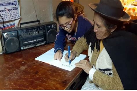 Rol heroico de maestros y familias en tiempos de pandemia Educacción