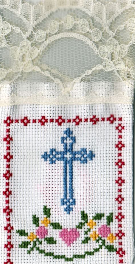 Épinglé par Giuseppina Molino sur Per bigliettini grandi Broderie et