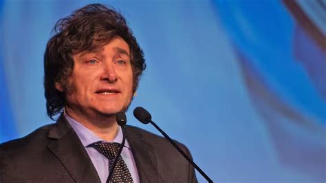 El anuncio de Milei una por una las 30 medidas de desregulación económica