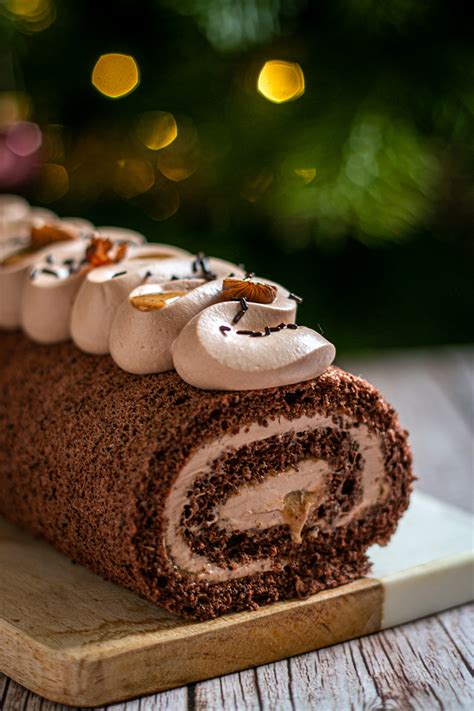 Bûche roulée chocolat et praliné noisette Surprises et Gourmandises