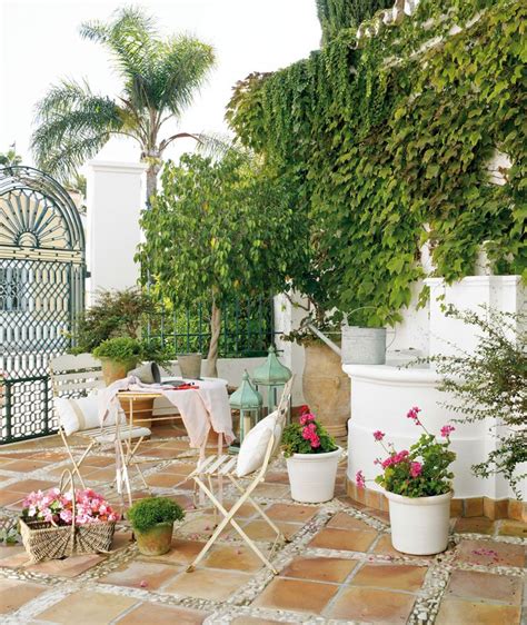 Pin de YELIS en Patio Garden Decorar patio pequeño Decoración del