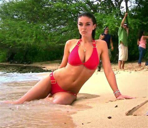 Serinda Swan nude pics página 1