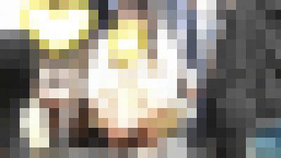 FHD大変です大道芸に夢中になりパンツが見えてますよ205 Pcolle 4K盗撮 個人撮影専門 販売サイト