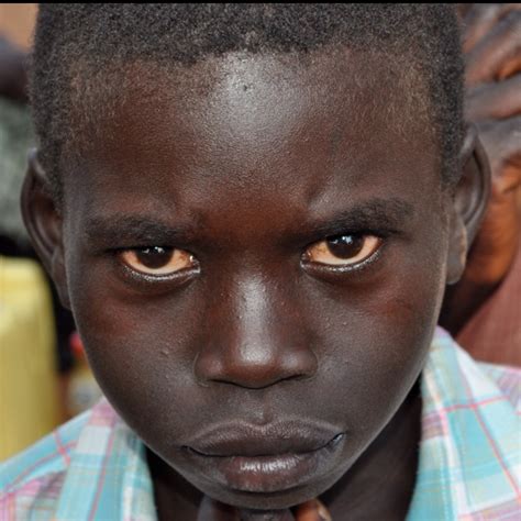 Pin By Melissa Considine On African Candids B African Men Paint