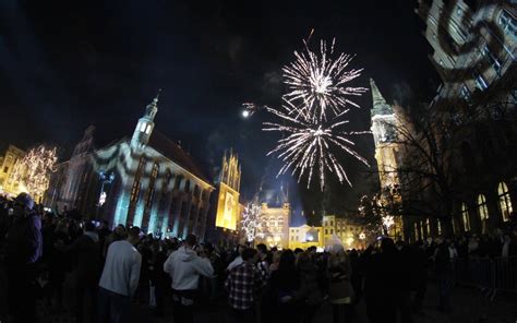 Sylwester Miejski w Toruniu 2018 2019 Na starówce torunianie powitają