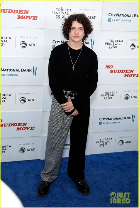 A Quiet Place S Noah Jupe Looks All Grown Up In New Red Carpet Photos