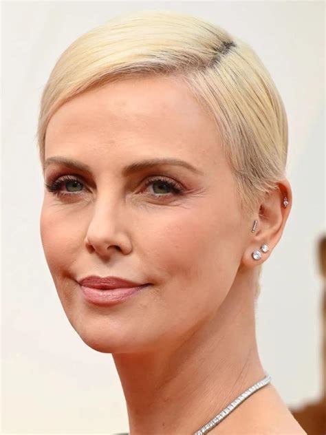 Best Cropped Haircuts And Styles For Women